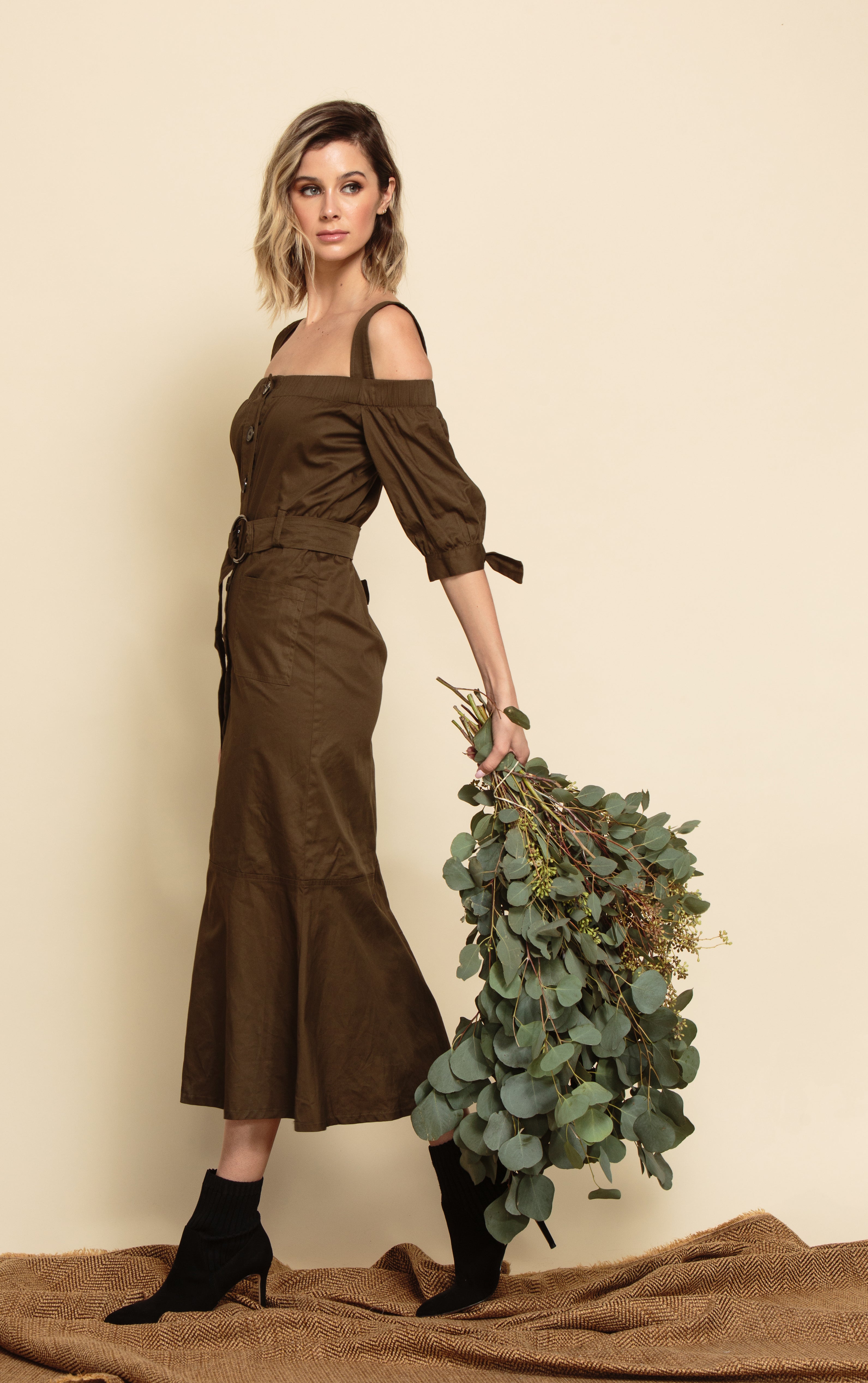 Stylish Utilitarian Looks – Lucca Couture